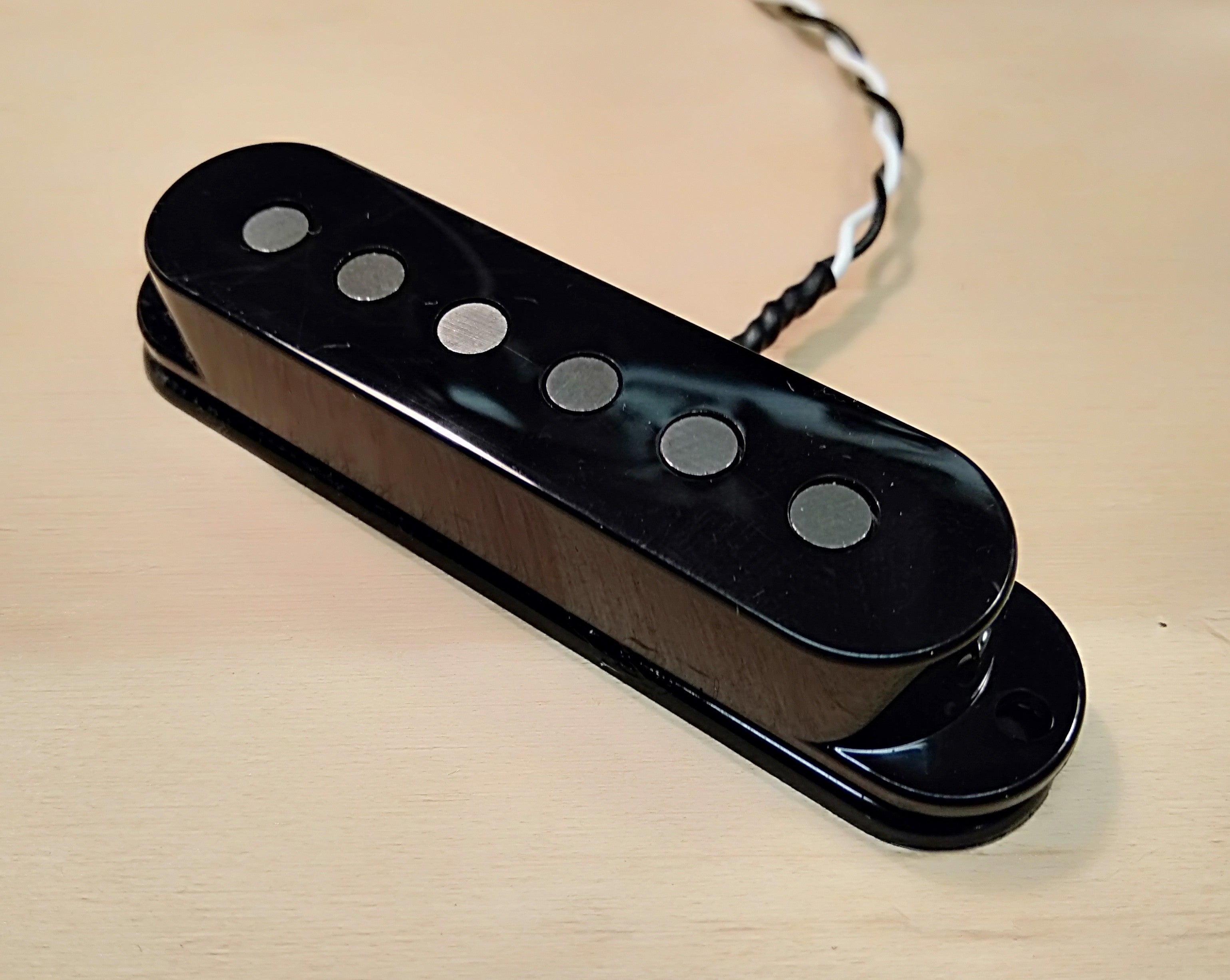 Tym pickup. JR-1 – Tym Guitars Online